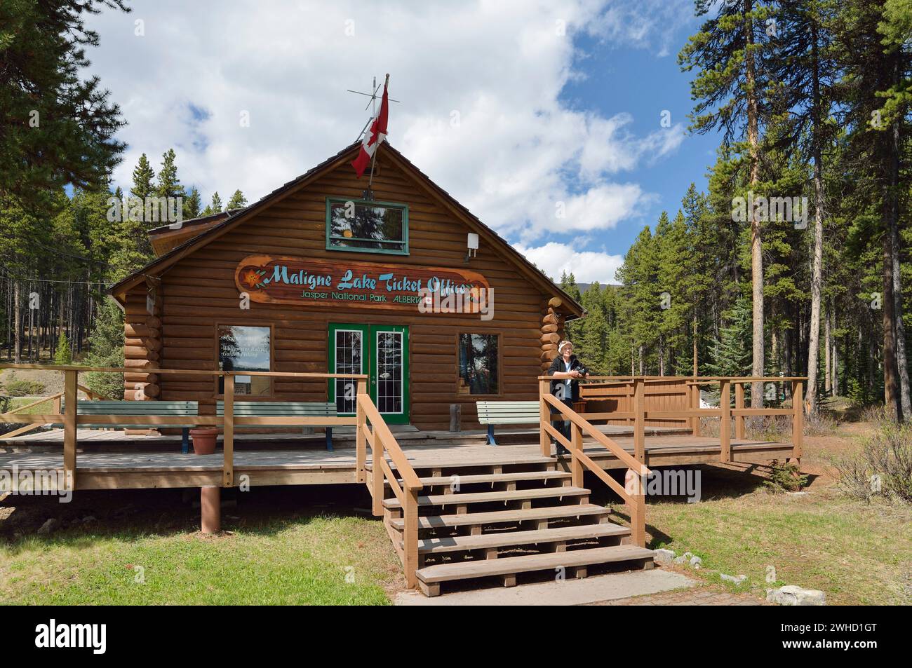 Maligne Lake Ticket Office, Jasper National Park, Alberta, Canada Stock ...