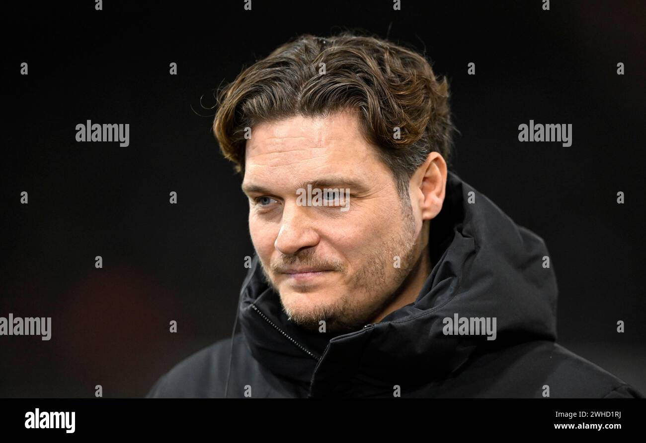 Coach Edin Terzic Borussia Dortmund BVB portrait, smiling, Voith-Arena ...