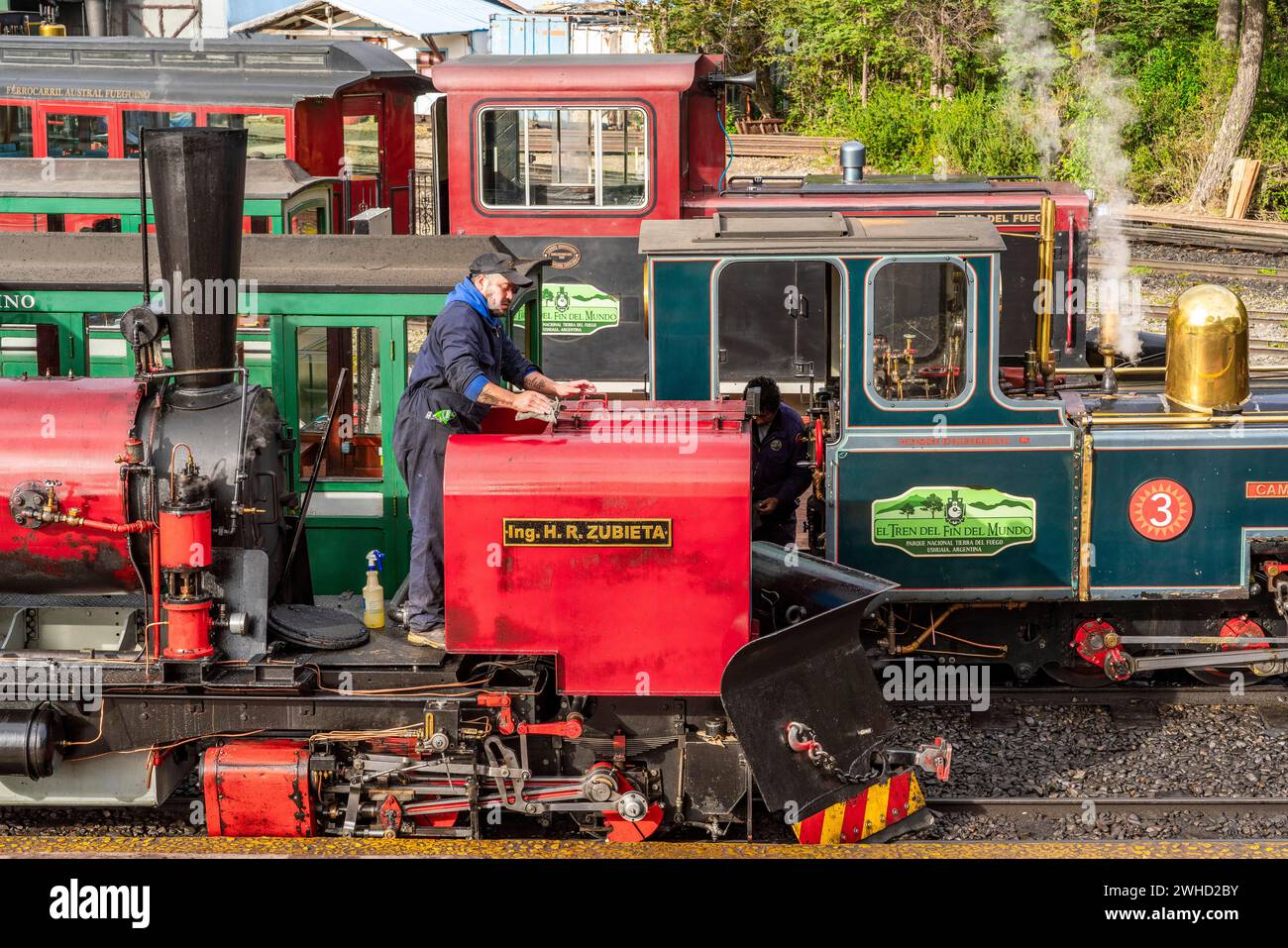 Steam locomotives and carriages of the historic convict railway Train ...