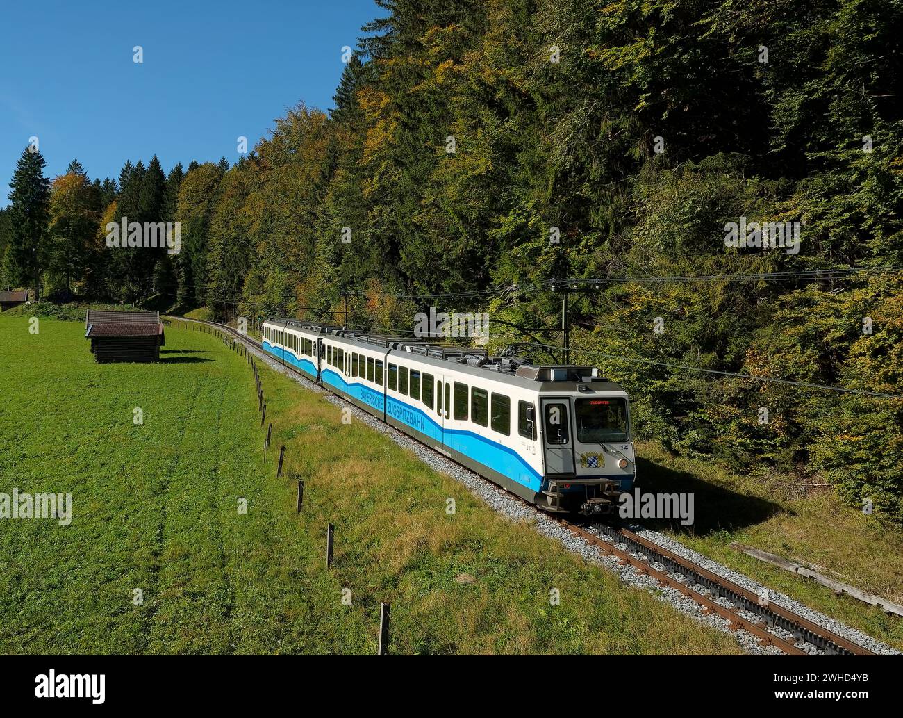 View of the cog railroad between Eibsee and Grainau in the fall ...
