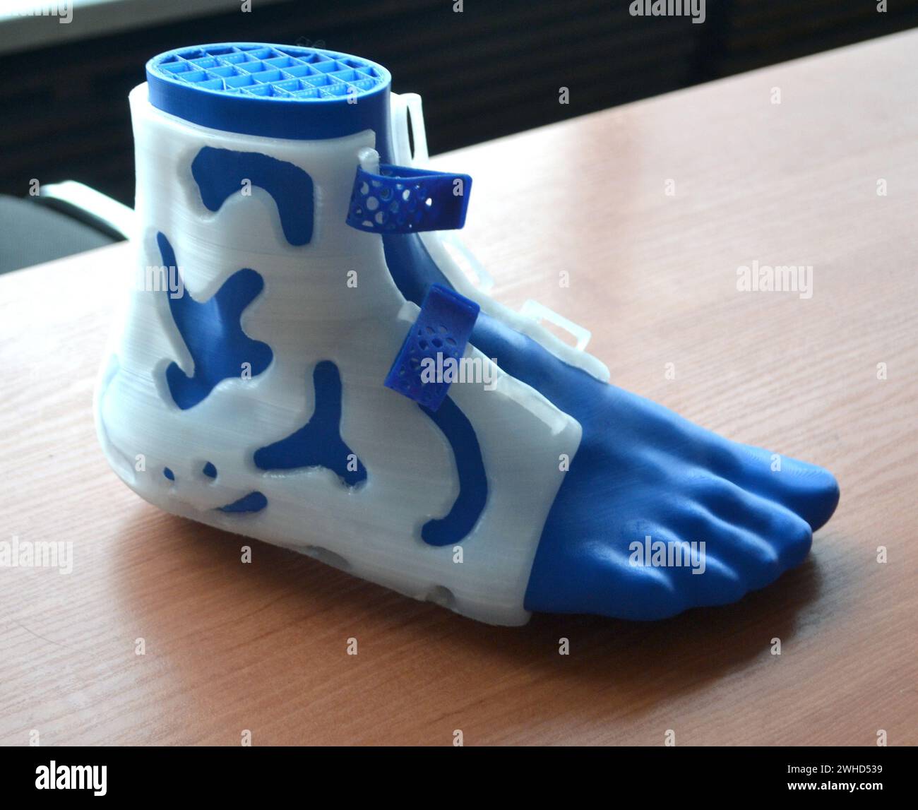 3d printer printing leg hi-res stock photography and images - Alamy