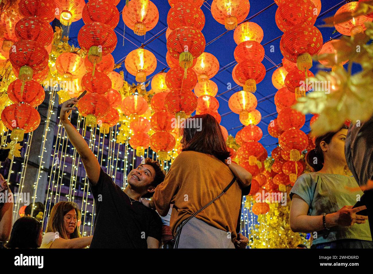 Lunar New Year celebrated in the Philippines Filipino and Chinese ...