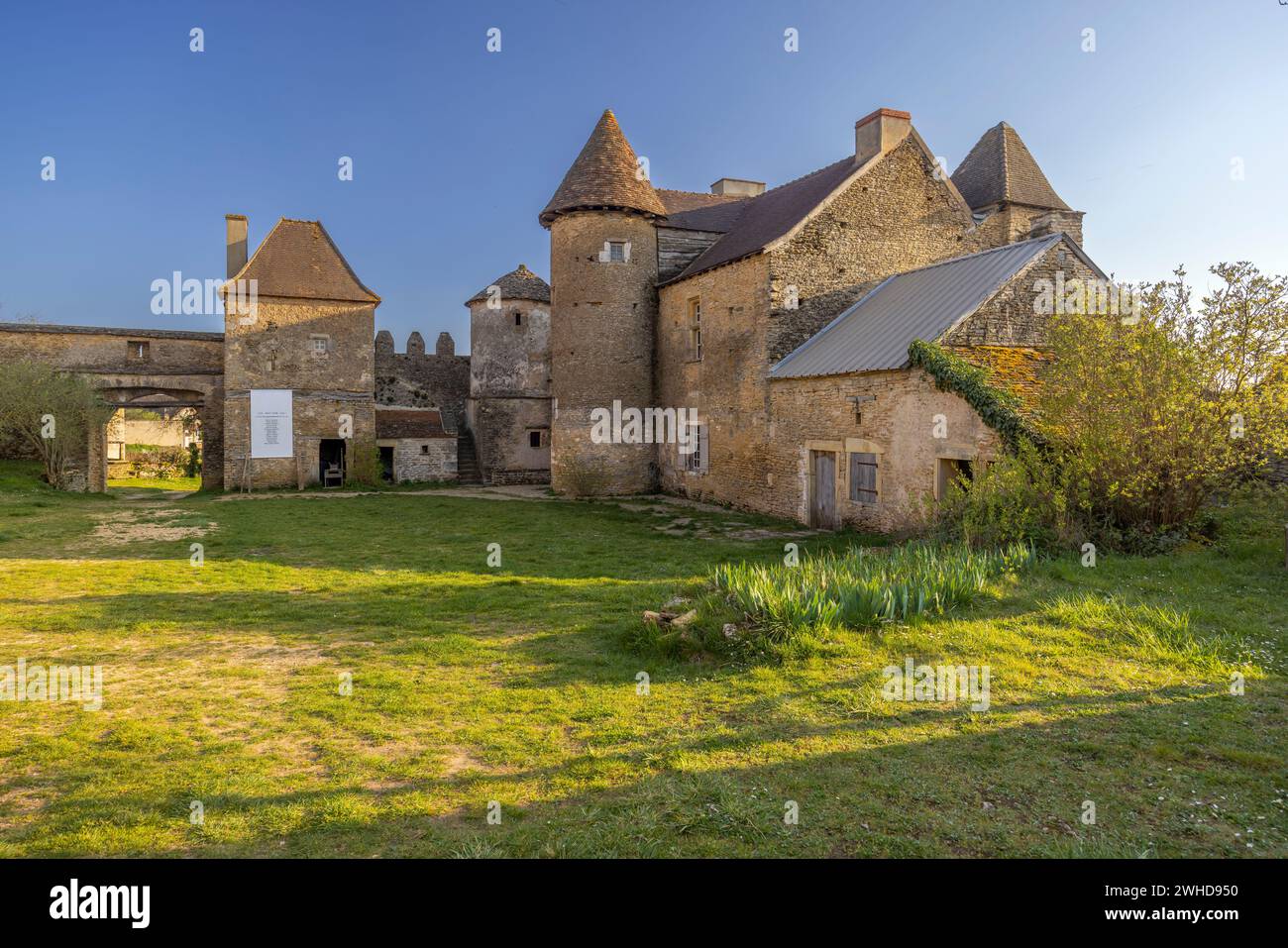 Chateau de pontus de tyard hi-res stock photography and images - Alamy