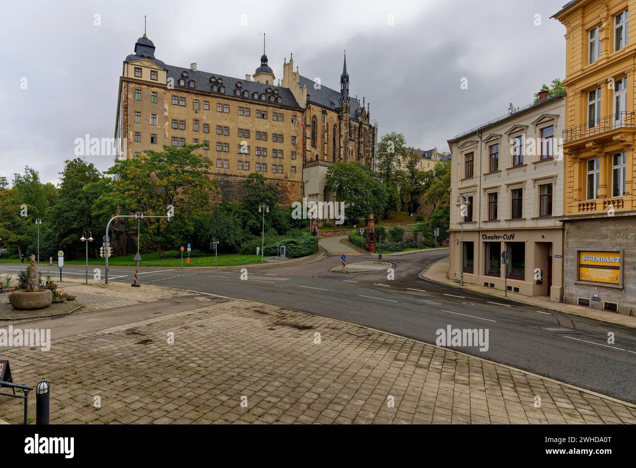 Altenburg residential palace in the skat town of altenburg hi-res stock ...