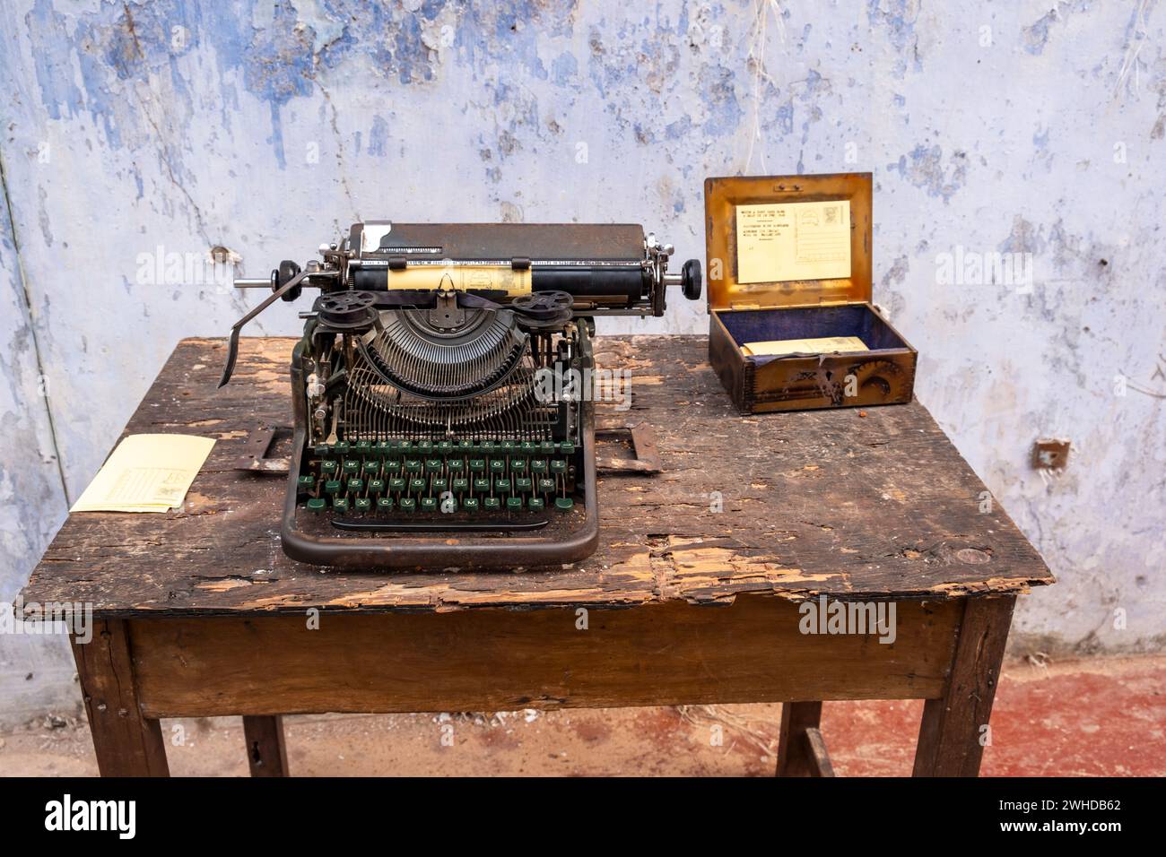 Indian typewriter hi-res stock photography and images - Alamy