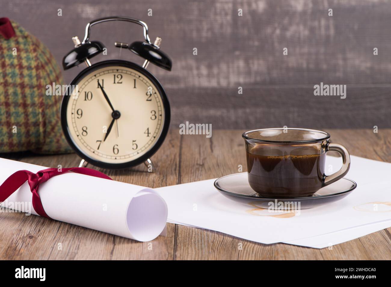 Clock hat hi-res stock photography and images - Alamy