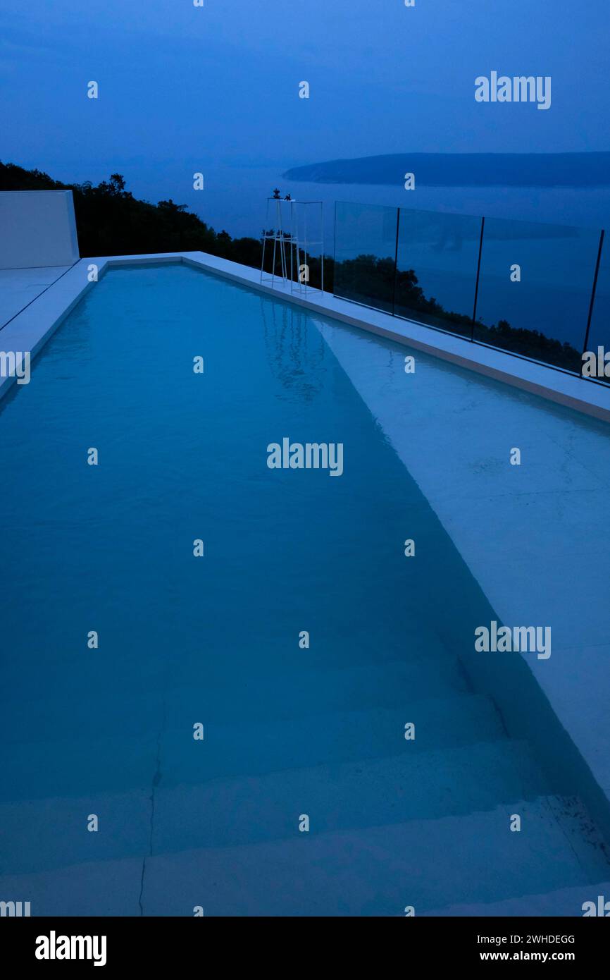 Twilight pool hi-res stock photography and images - Alamy
