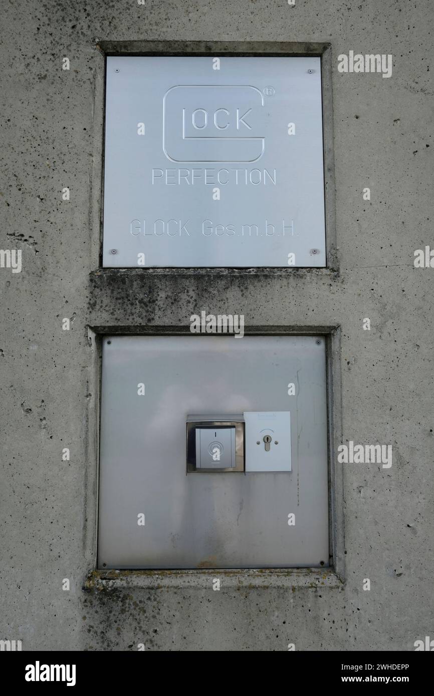 Austria, Deutsch-Wagram, facade, sign, glock Stock Photo - Alamy