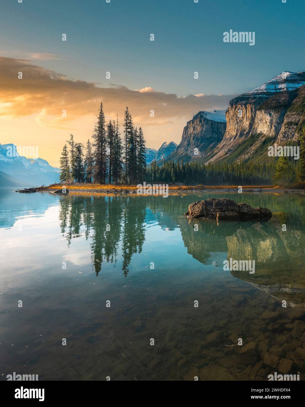 Canada spirit hi-res stock photography and images - Alamy