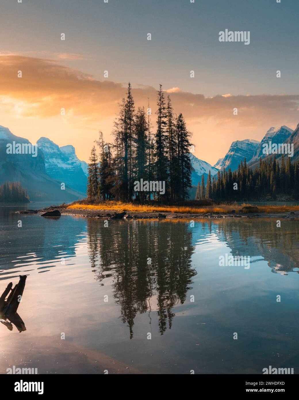 Canada spirit hi-res stock photography and images - Alamy