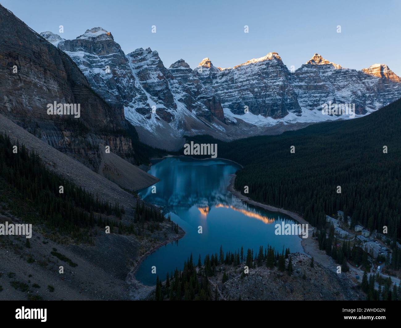 Canada, Banff, Moraine Lake - near Lake Louise Stock Photo - Alamy