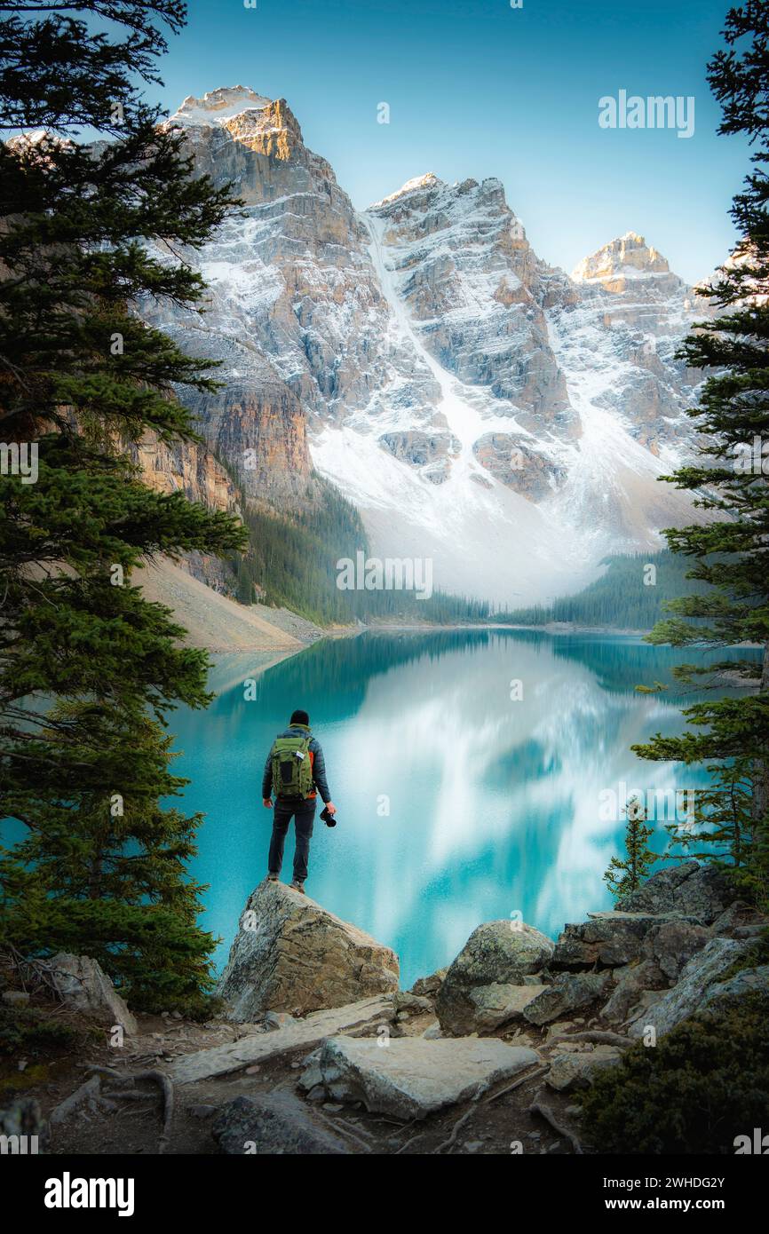 Canada, Banff, Moraine Lake - near Lake Louise Stock Photo - Alamy