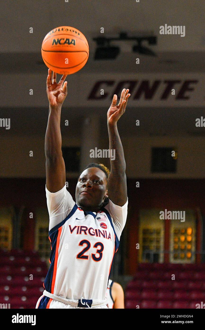 CHESTNUT HILL, MA - FEBRUARY 08: Virginia Cavaliers guard Alexia Smith ...