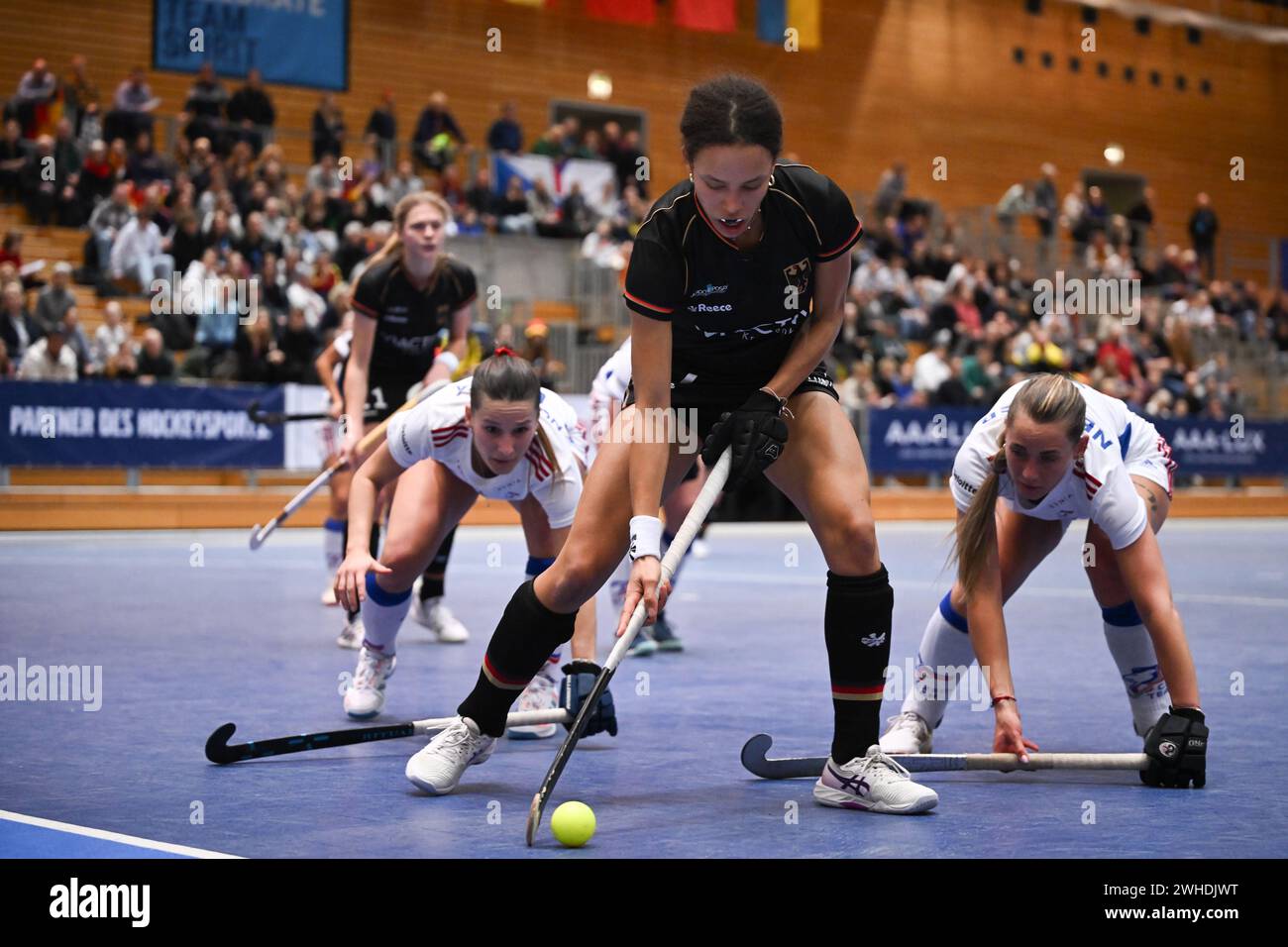 Berlin, Germany. 09th Feb, 2024. Hockey/Hall, Women: European ...