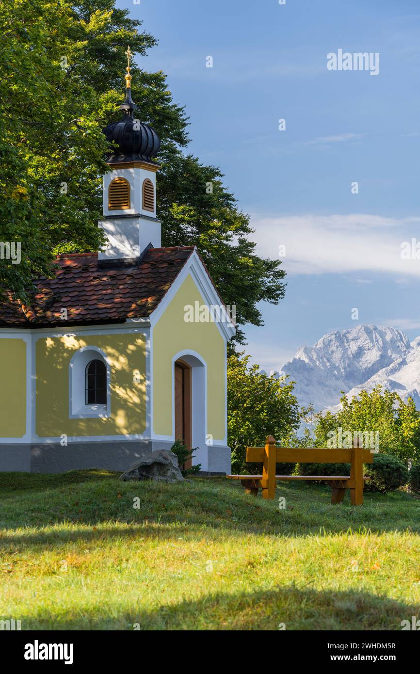 Maria Rast Chapel on the Buckelwiesen, Wetterstein Mountains, Krün ...