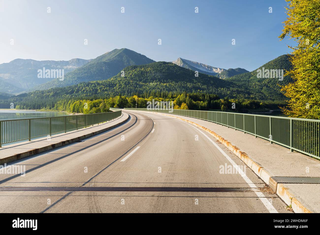 Bridge over the Sylvenstein reservoir, Isarwinkel, Bavaria, Germany ...