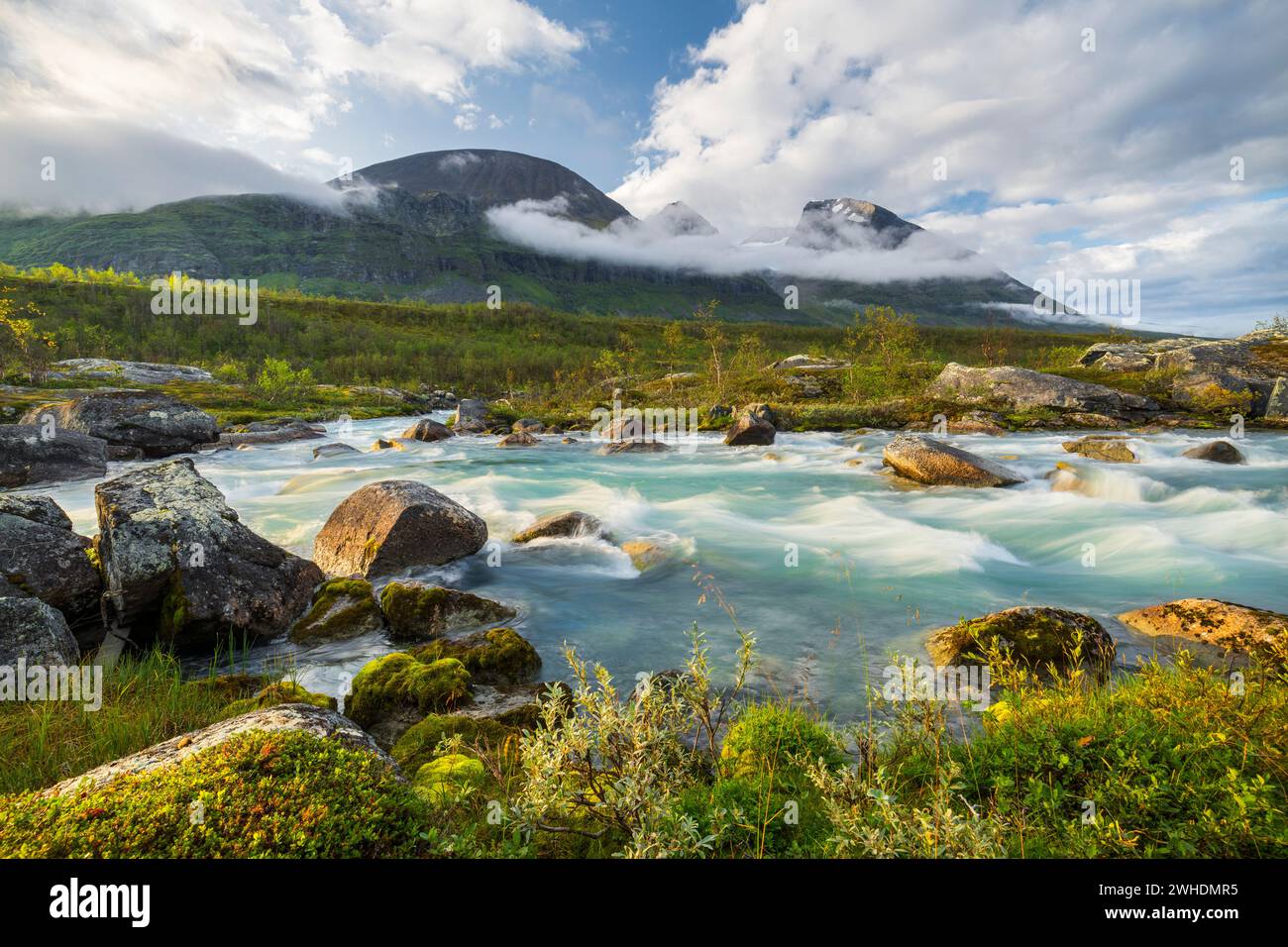 Akka mountain massif, river, Vuojatätno, Stora Sjöfallets National Park ...