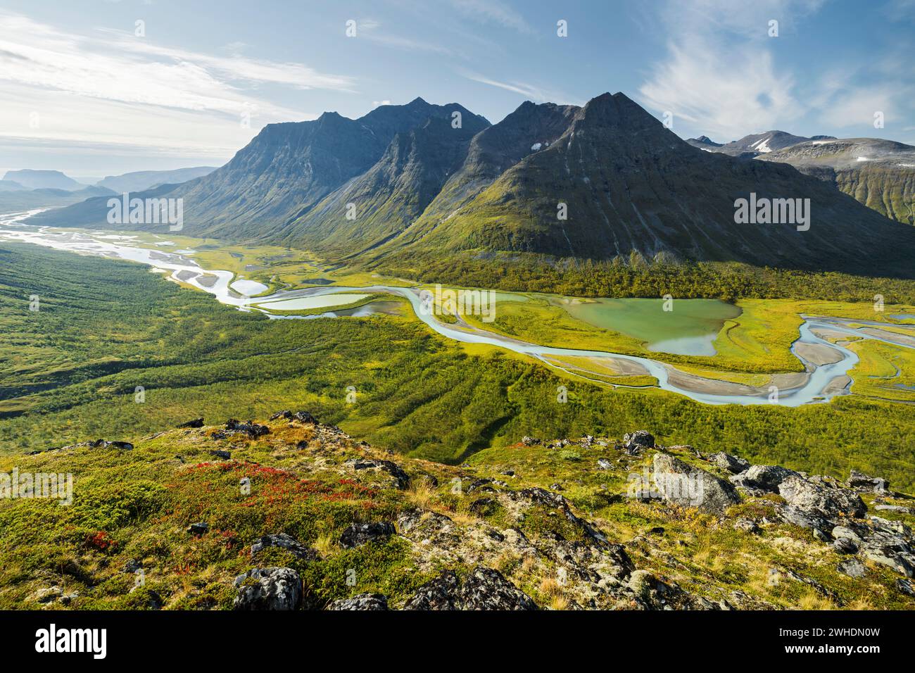 Bielloriehppe mountain massif, Rapaälven, Rapadalen, Sarek National ...
