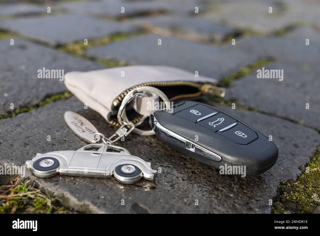 Lost property symbol hi-res stock photography and images - Alamy