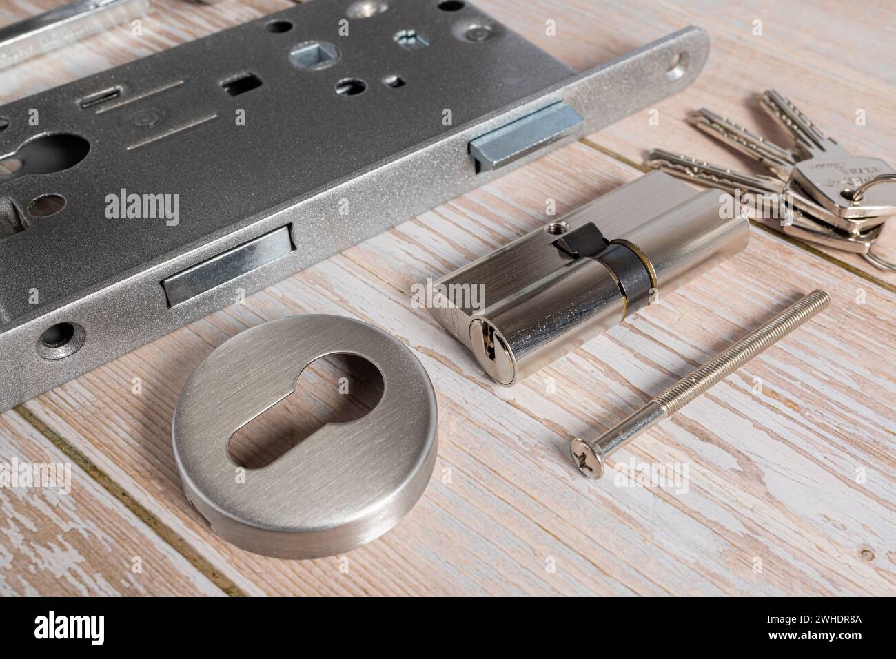 Mortice lock for profile cylinder, locking cylinder, key, key fob ...