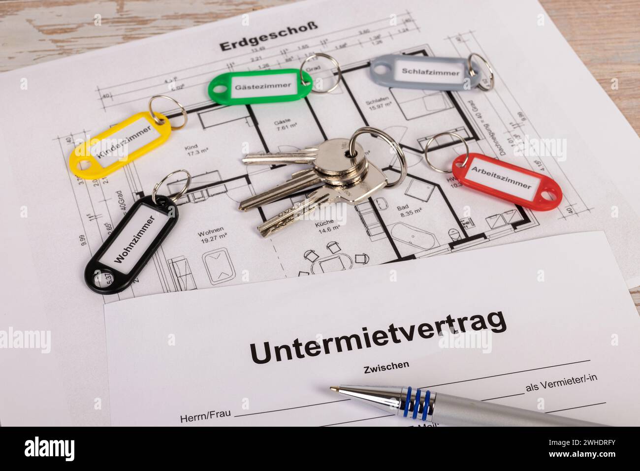 Floor plan layout hi-res stock photography and images - Alamy