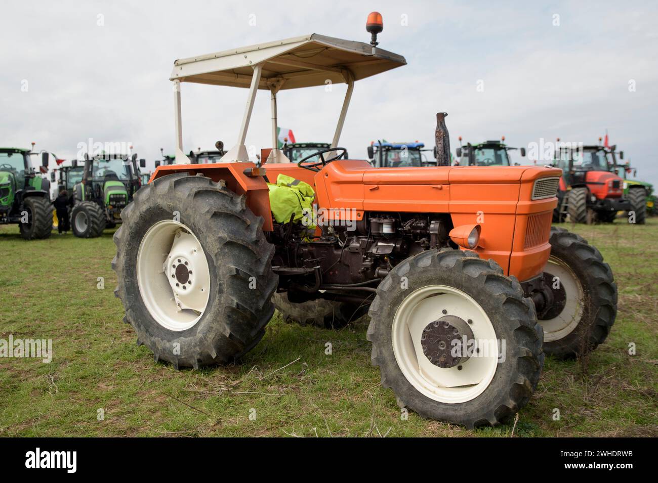 February 9, 2024, Rome, Italy: A historic tractor during the farmers ...