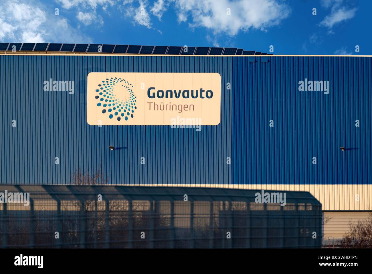 Precision engineering logo hi-res stock photography and images - Alamy