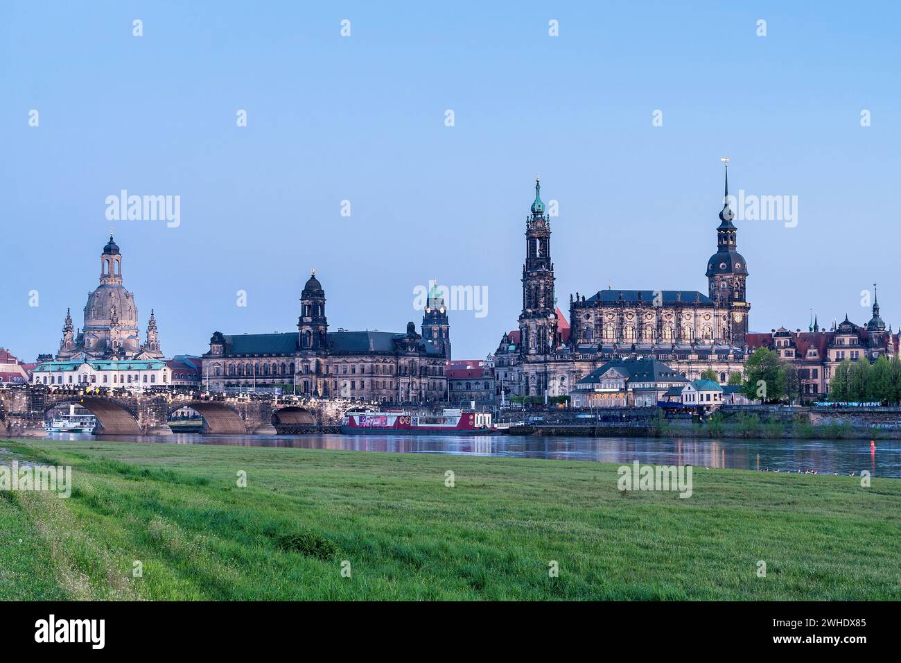 Dresden, view of the old town at the blue hour, 'Canalettoblick' Stock ...