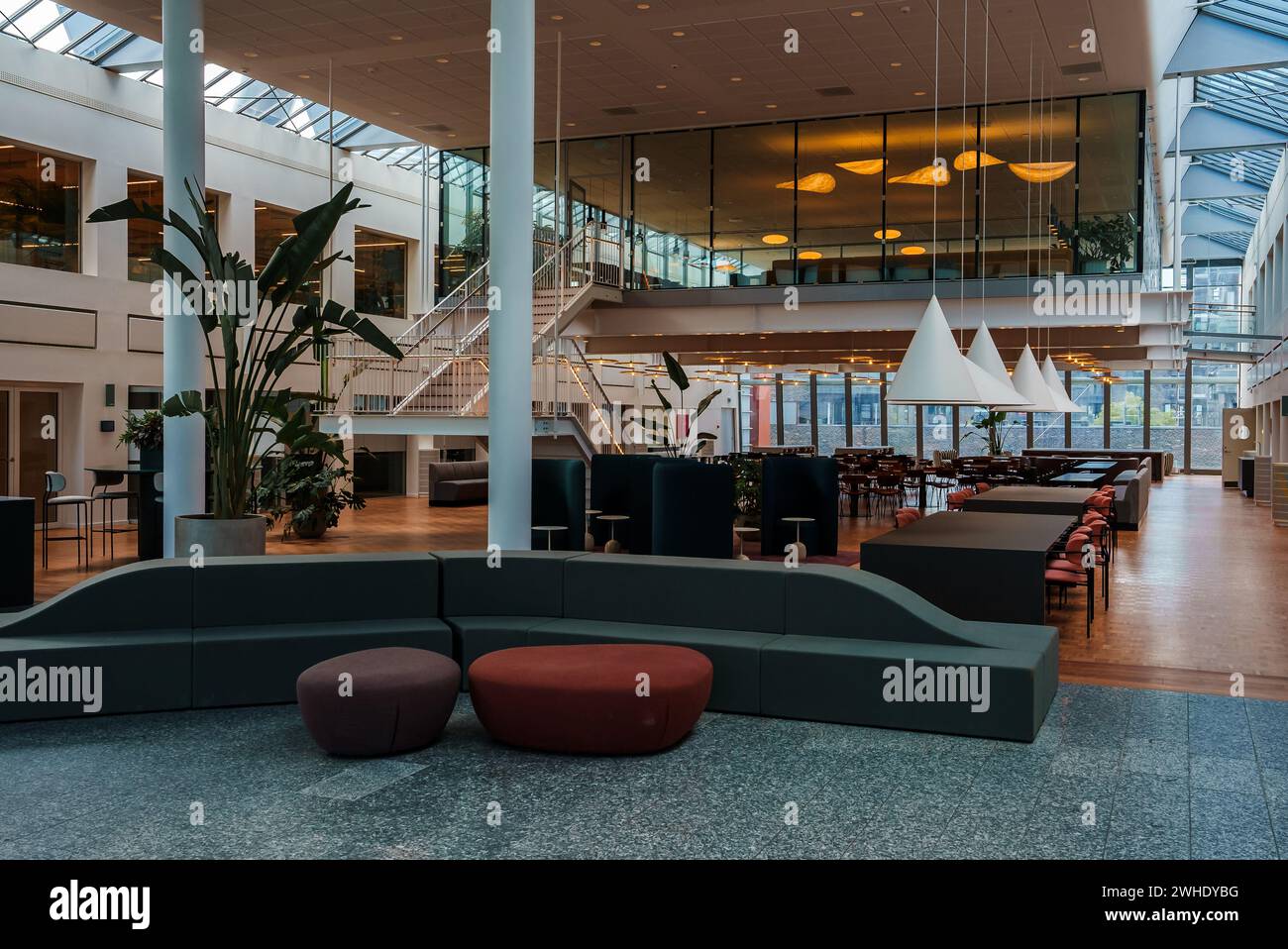 Modern aesthetic seating hi-res stock photography and images - Alamy