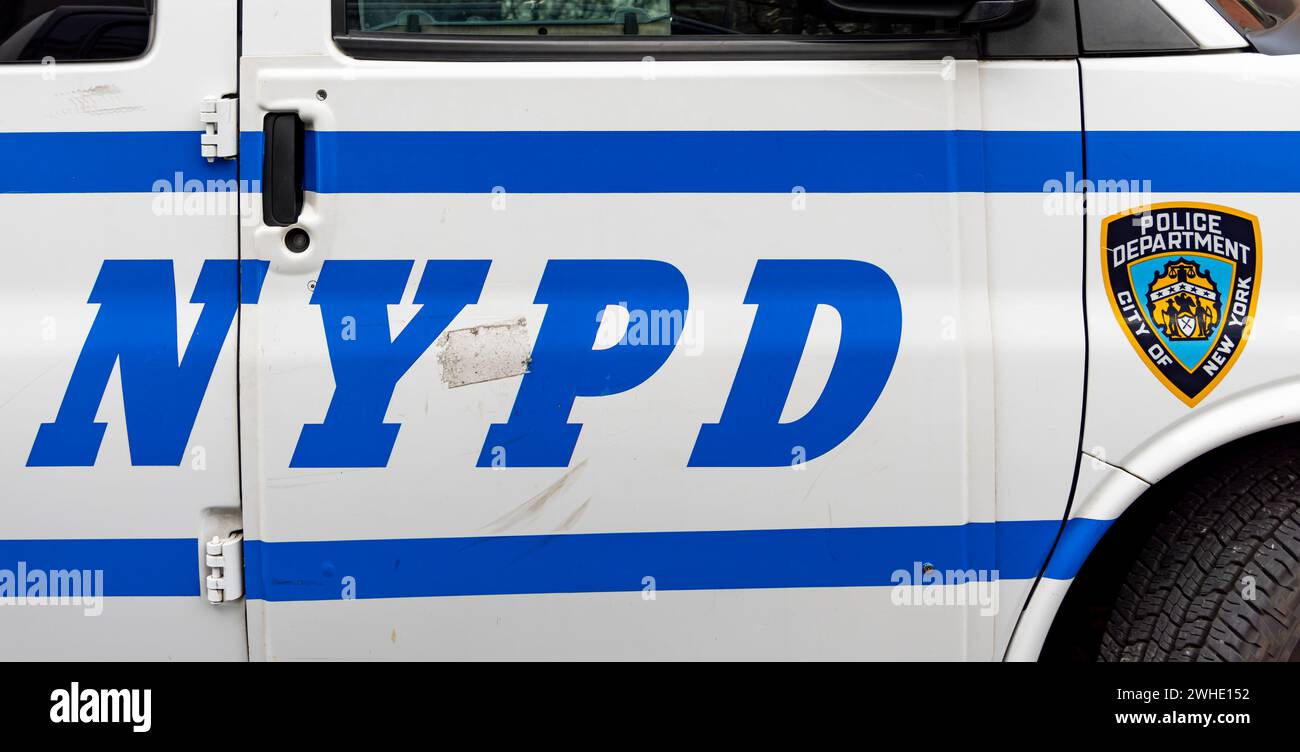 New york city police department logo hi-res stock photography and images - Alamy