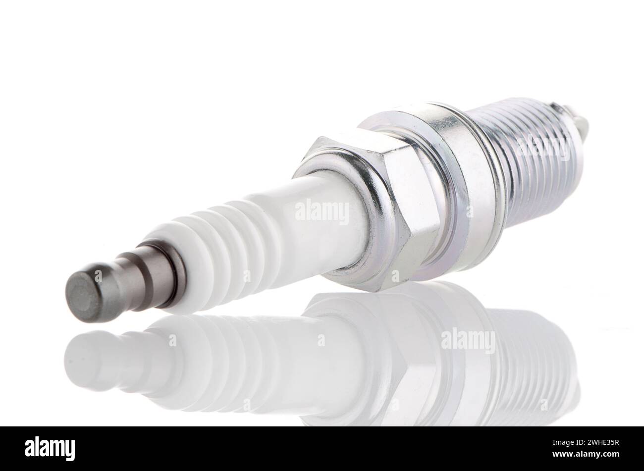 Spark plug hi-res stock photography and images - Alamy