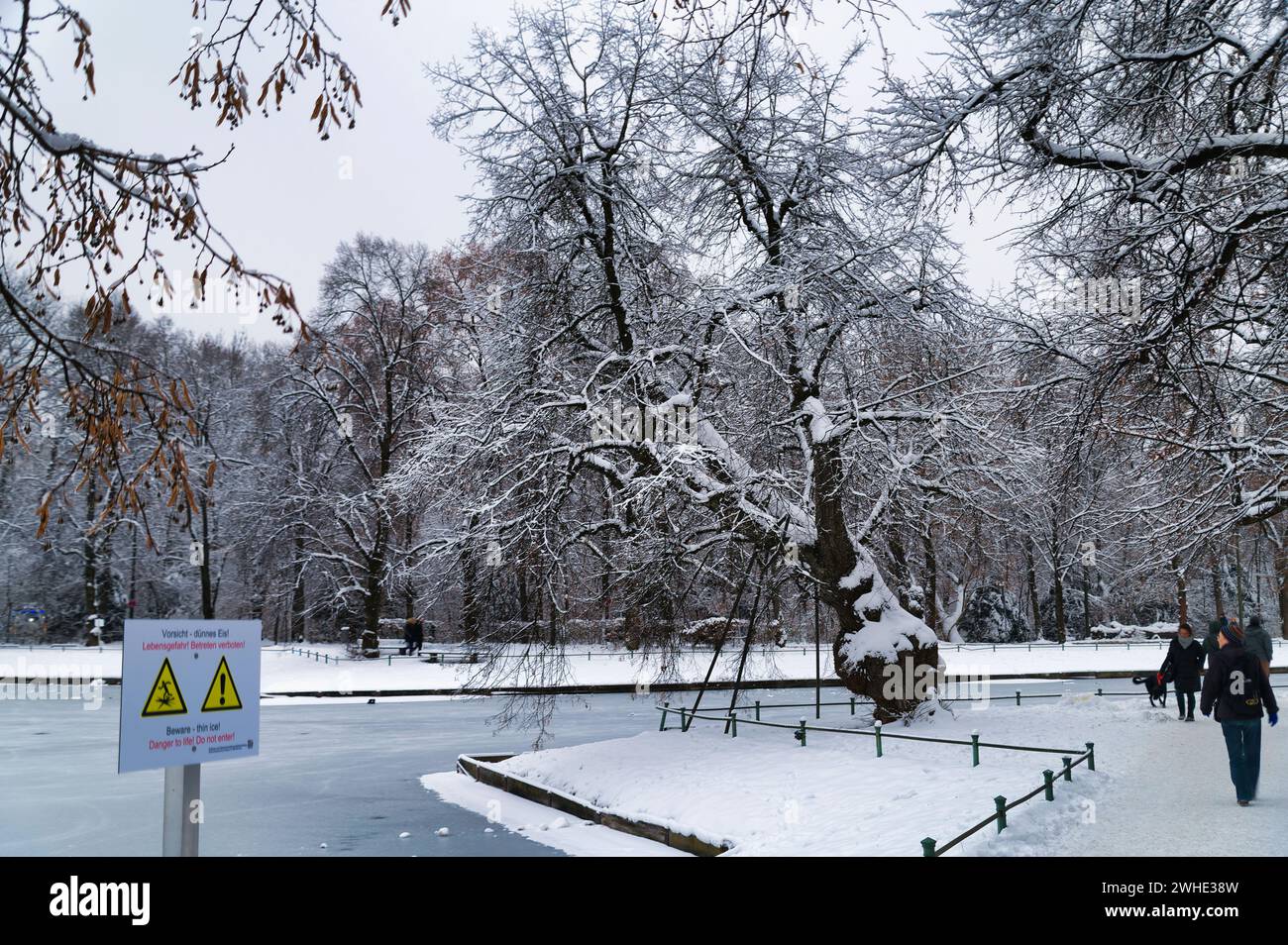 Frozen channel, Nymphemburg Castel, Munich Stock Photo - Alamy