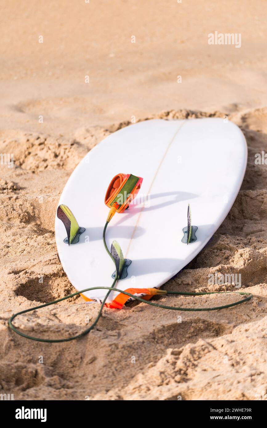 Sun surfboard hi-res stock photography and images - Alamy