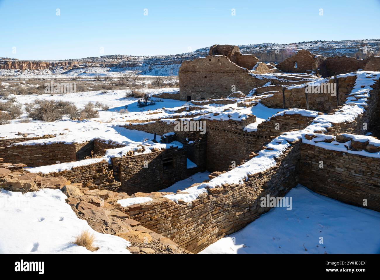 Photograph of Pueblo del Arroyo, Chaco Culture National Historical Site ...