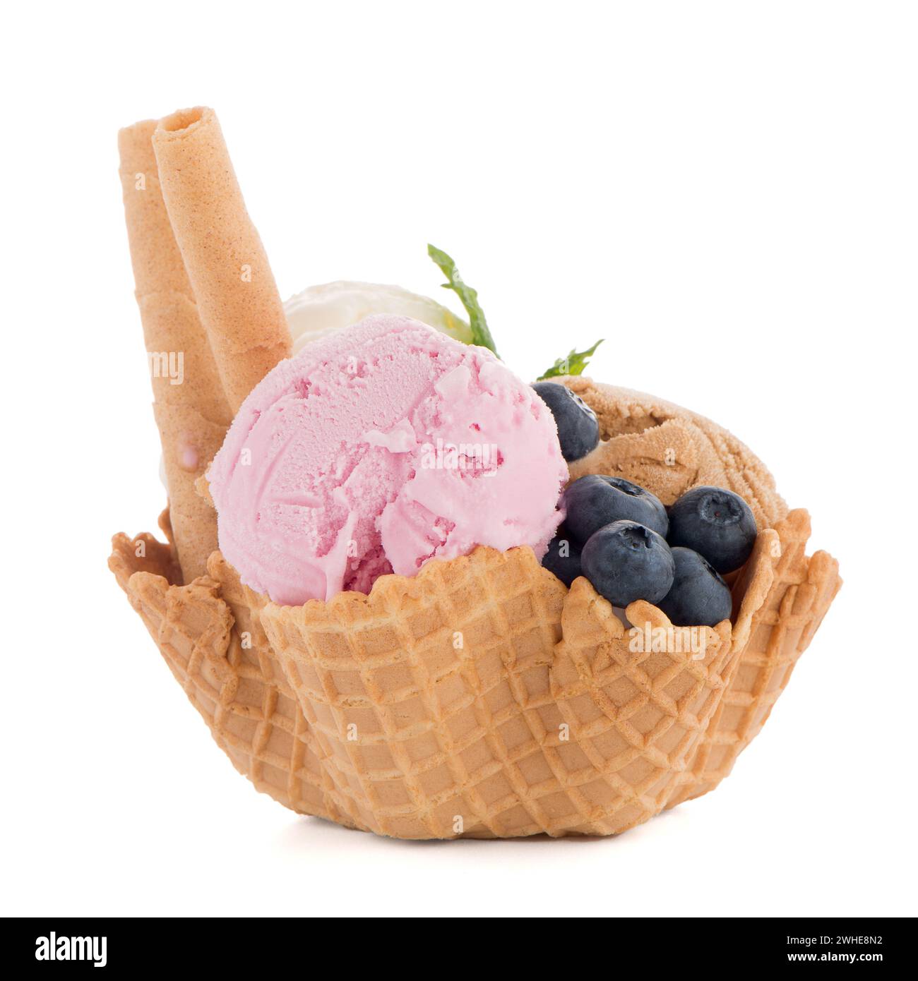 Scoops pink strawberry ice Cut Out Stock Images & Pictures - Alamy