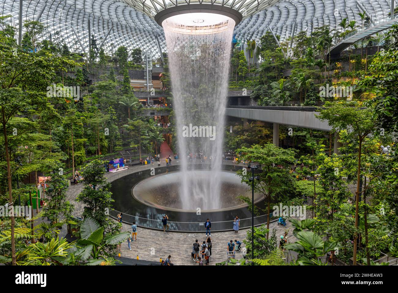300-foot Rain Vortex at Changi Airport, Singapore Stock Photo - Alamy