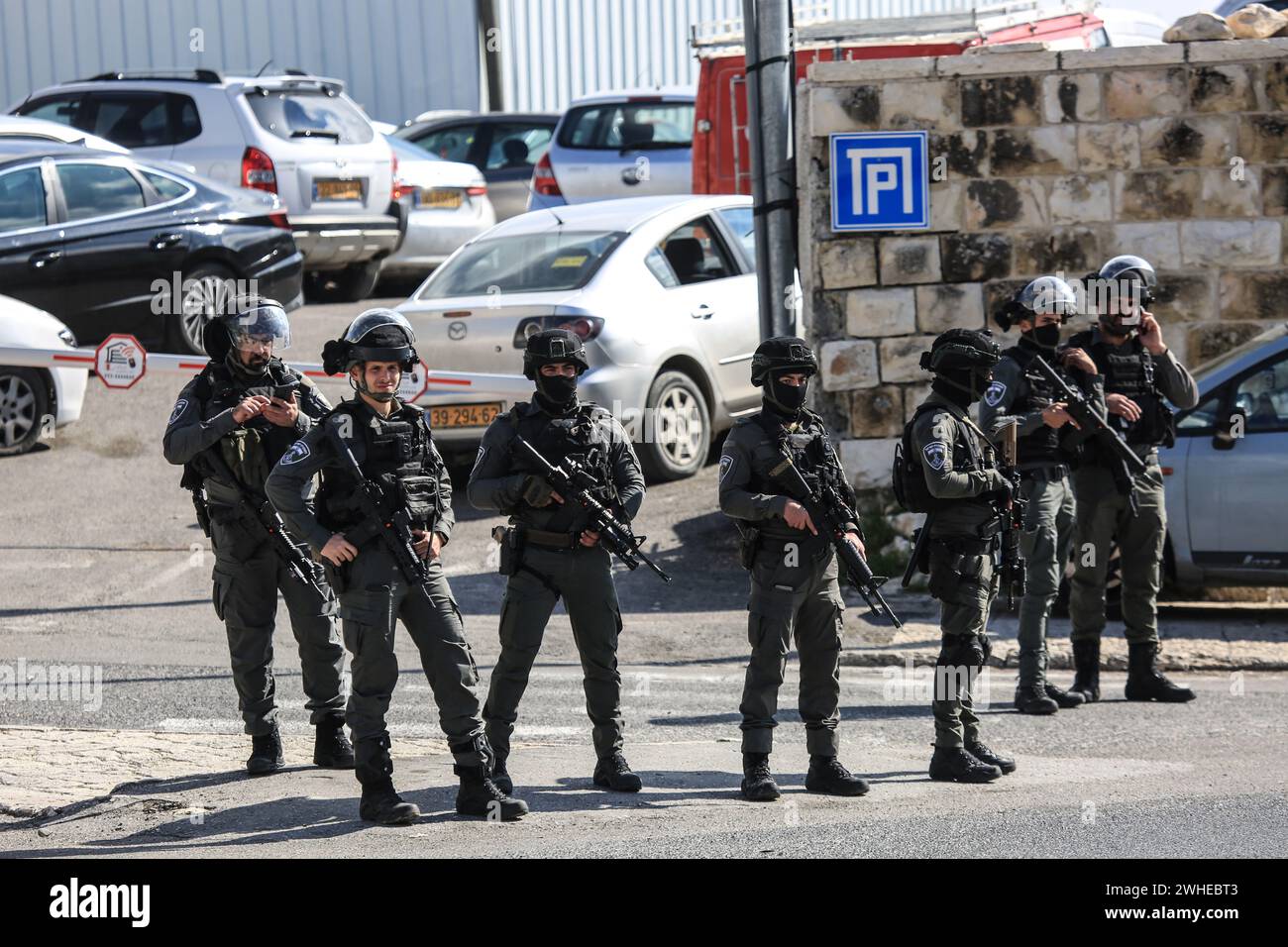 Jerusalem, Israel. 09th Feb, 2024. Members of the Israeli security ...