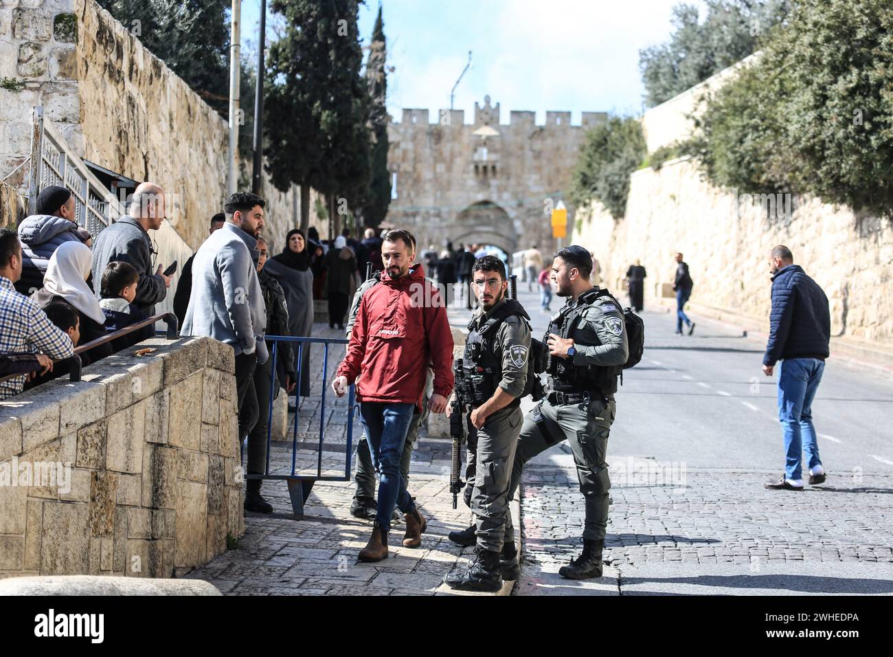 Jerusalem, Israel. 09th Feb, 2024. Members of the Israeli security ...