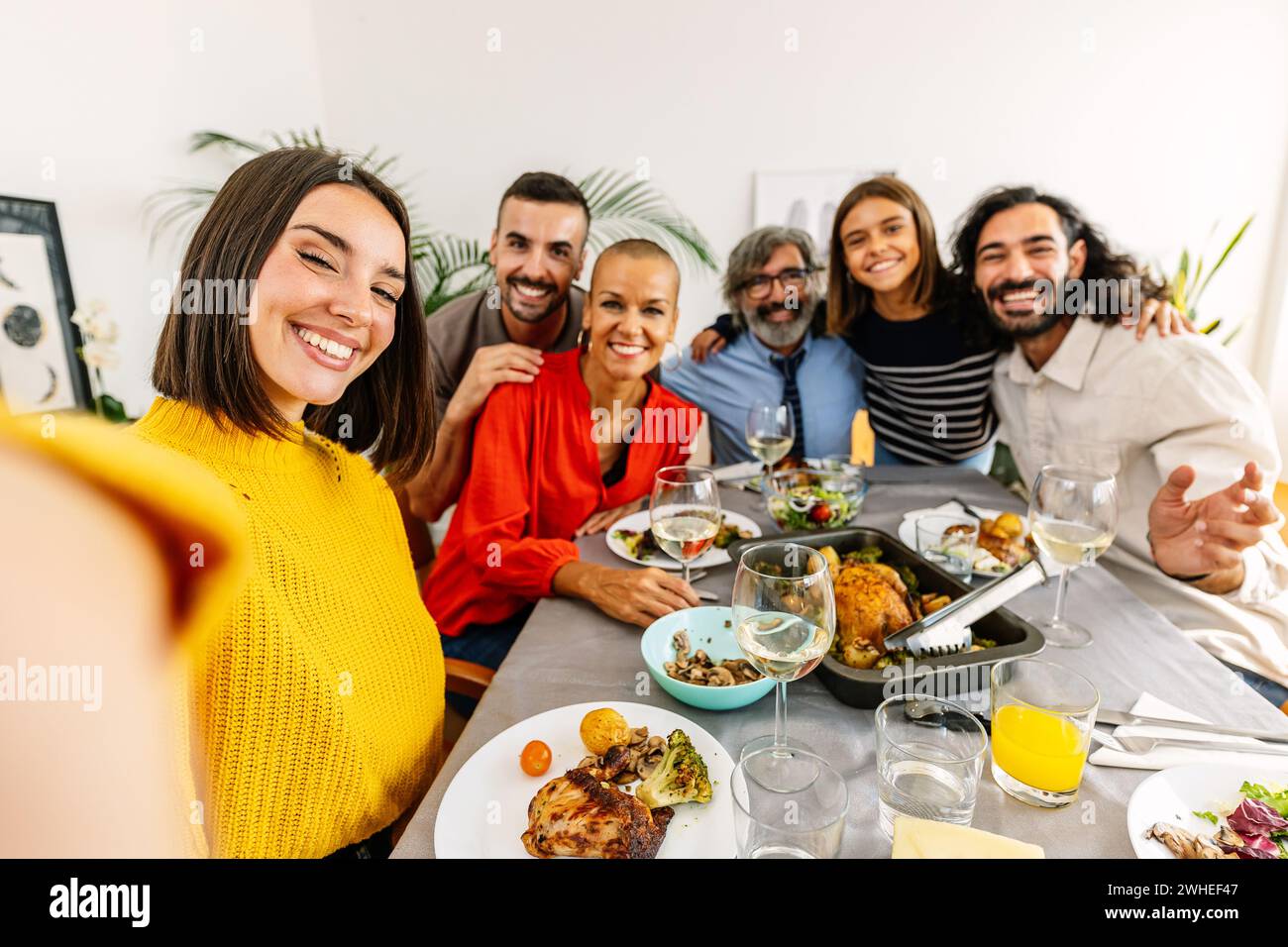 Generational unity hi-res stock photography and images - Alamy
