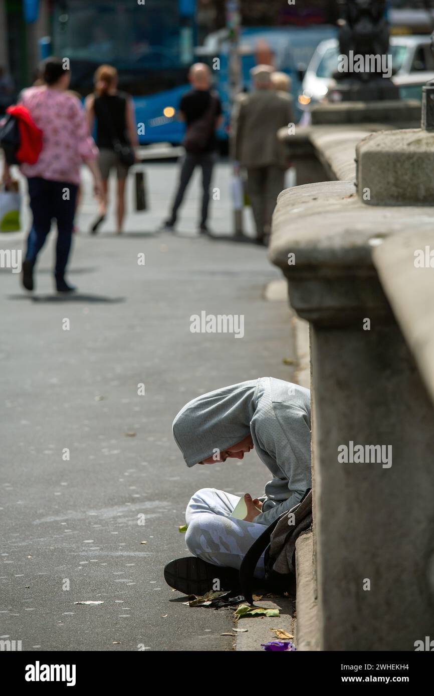 Welfare asleep hi-res stock photography and images - Alamy