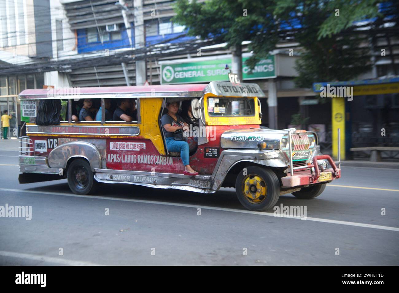 Minibus jeepney hi-res stock photography and images - Alamy