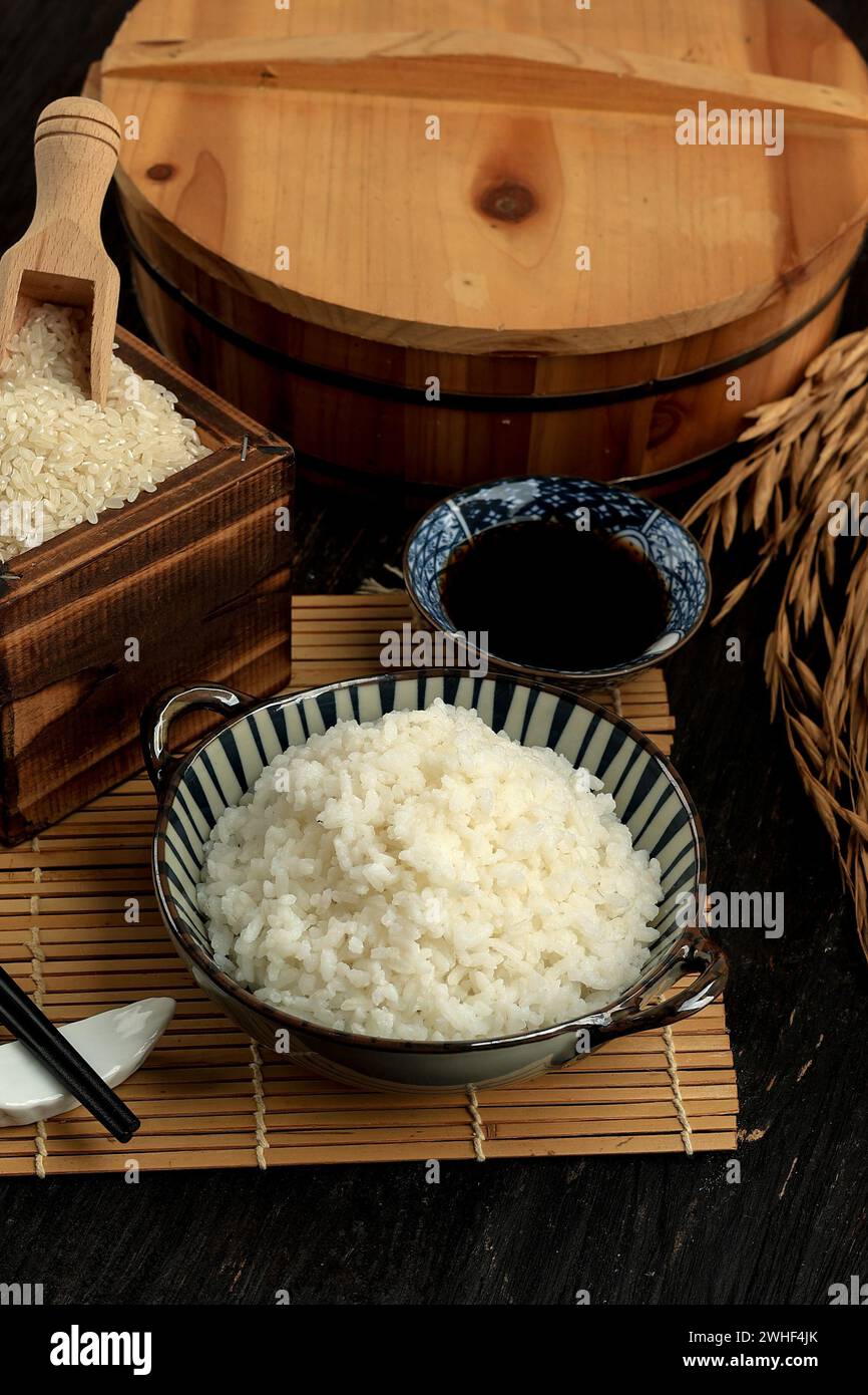 Cook Rice in a Traditional Japanese Rice Cooker, Hagama Stock Photo - Alamy