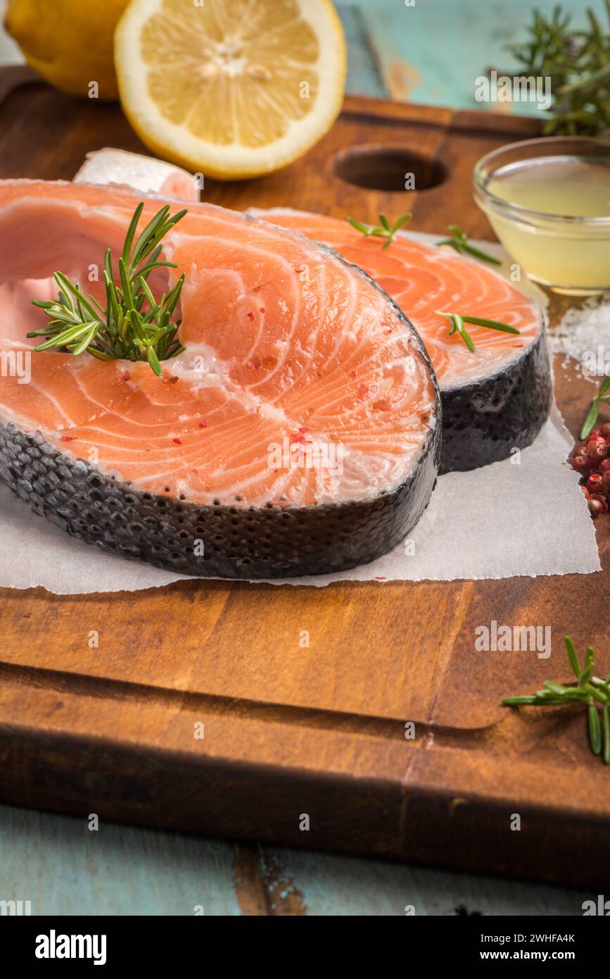 Raw salmon steak Stock Photo - Alamy