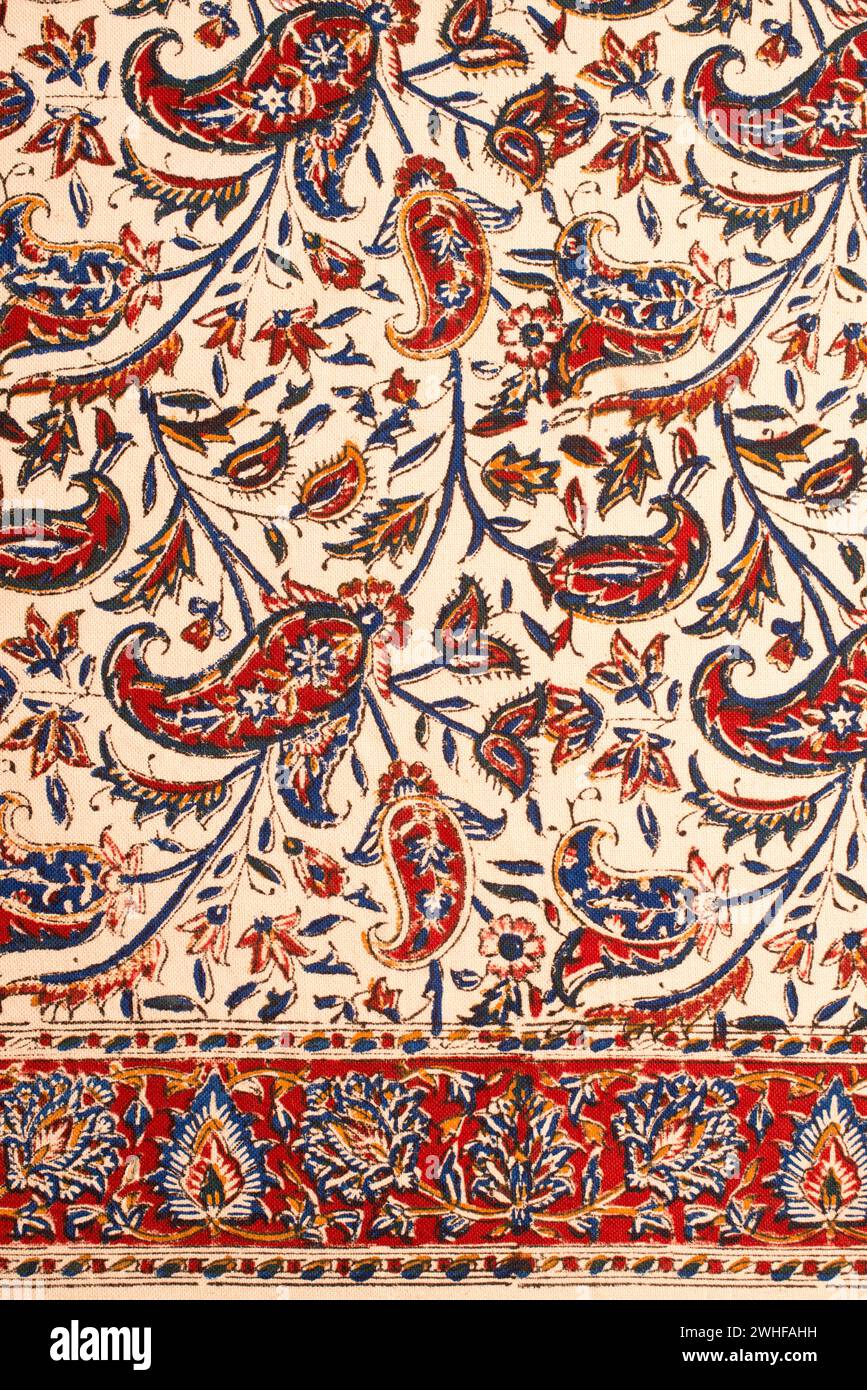 Persian carpet texture hi-res stock photography and images - Alamy