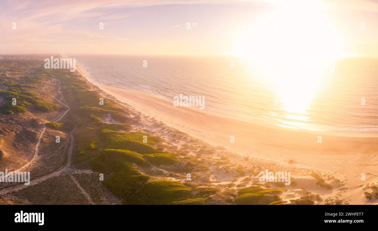 Ocean beach sunset aerial hi-res stock photography and images - Alamy