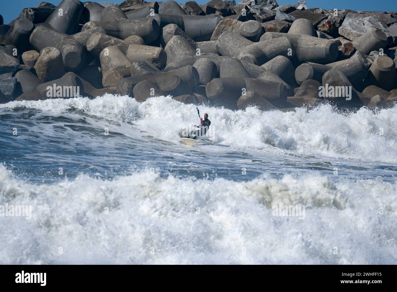 Riding the waves hi-res stock photography and images - Alamy