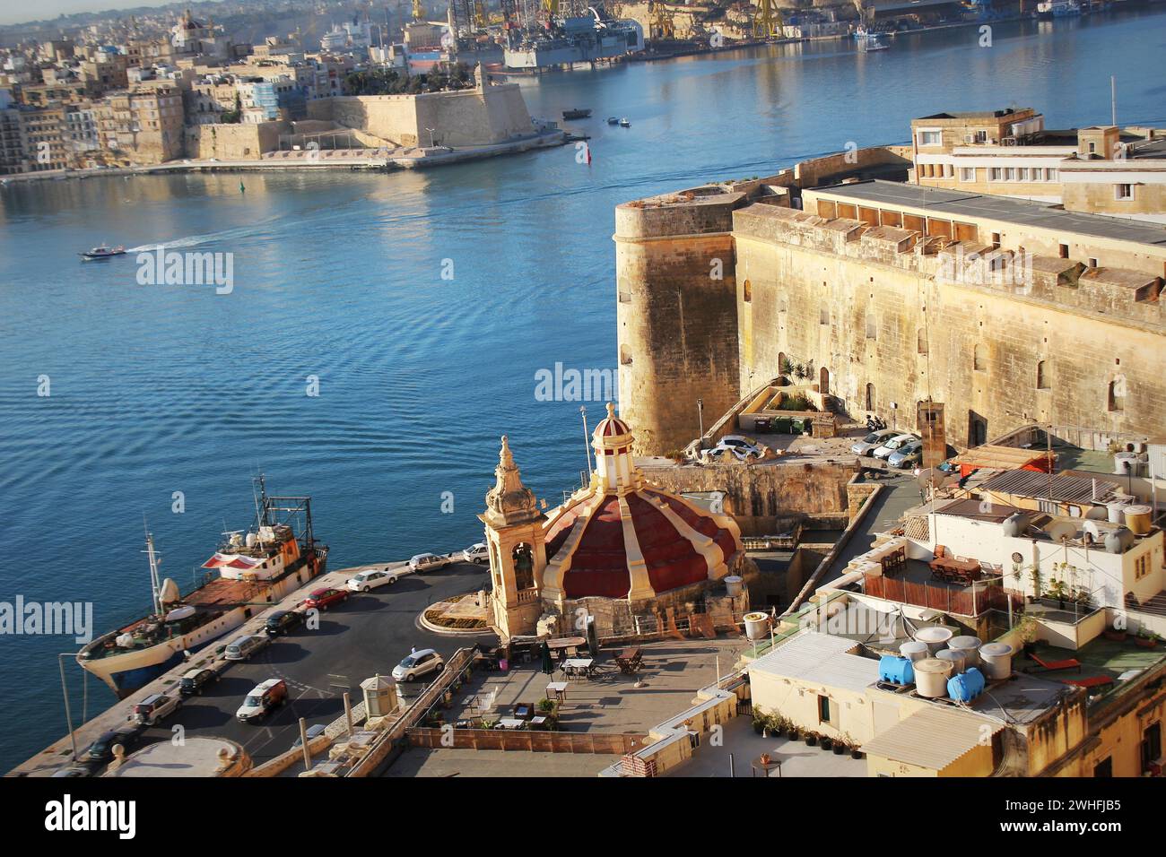 Panoramic skyline view of ancient defences of Valletta, Tree cities and ...