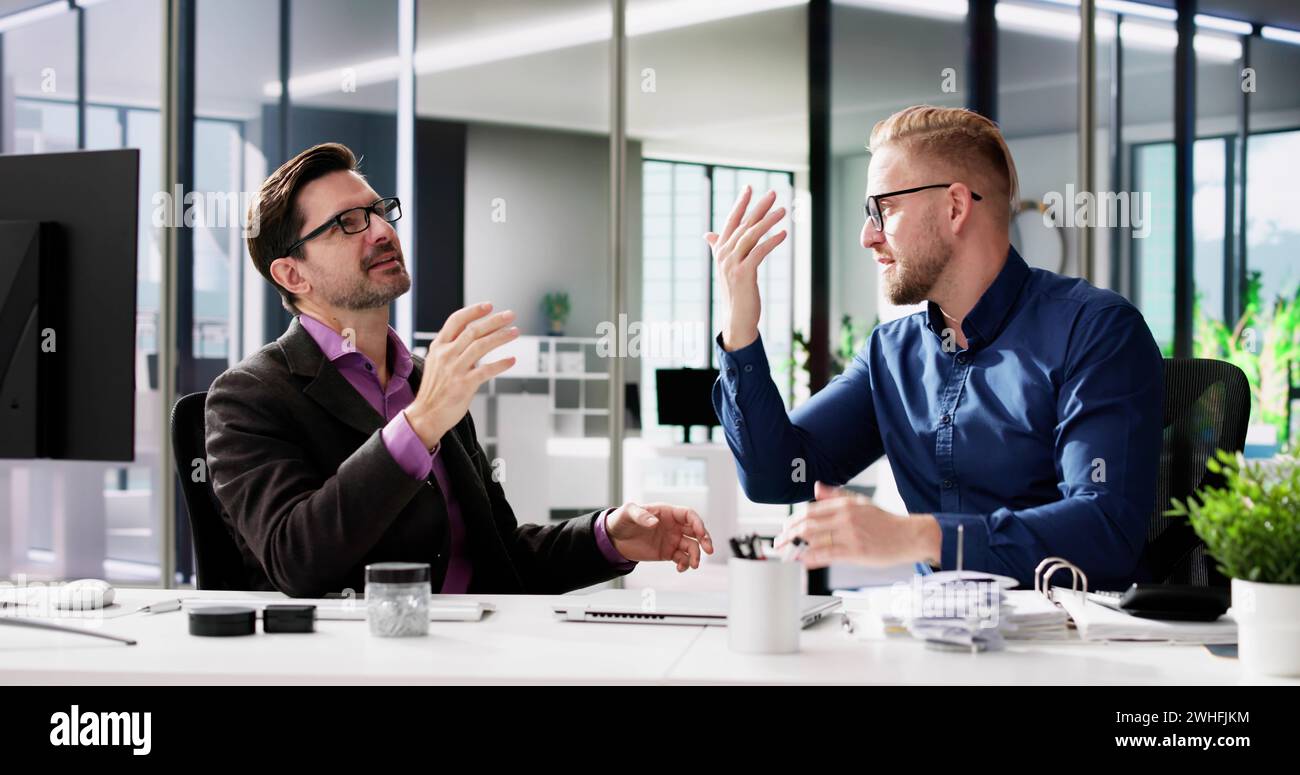 Business people having argument hi-res stock photography and images - Alamy