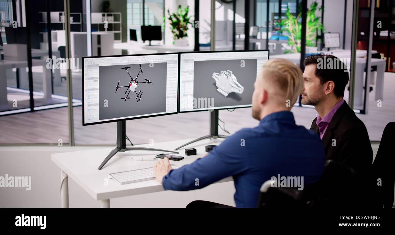 Men Using 3D CAD Software On Computer Screen Stock Photo - Alamy