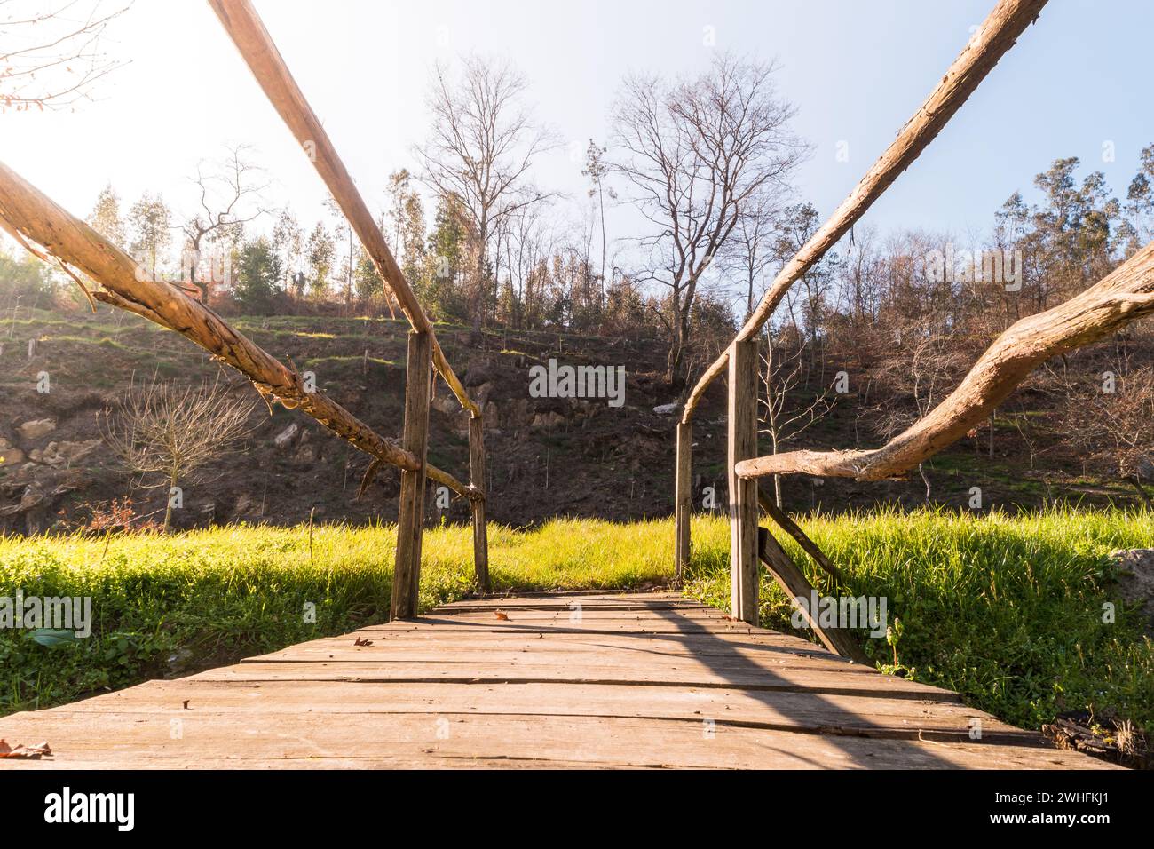 Beautiful autumn view pedestrian bridge hi-res stock photography and ...